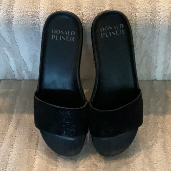 Donald J. Pliner | Shoes | Donald J Pliner Black Mules Sleek Minimalist ...